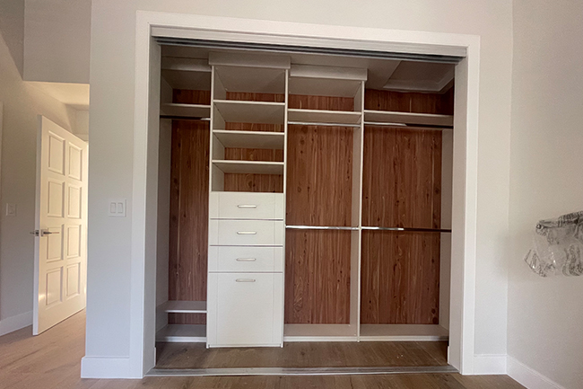 King Cabinets and Closet Organizer Company